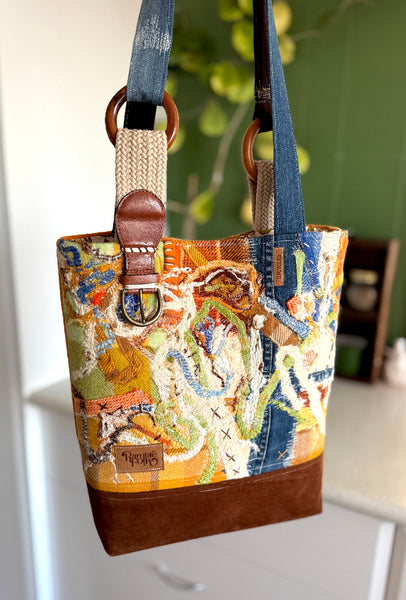 Ramble Folk Signature Bag